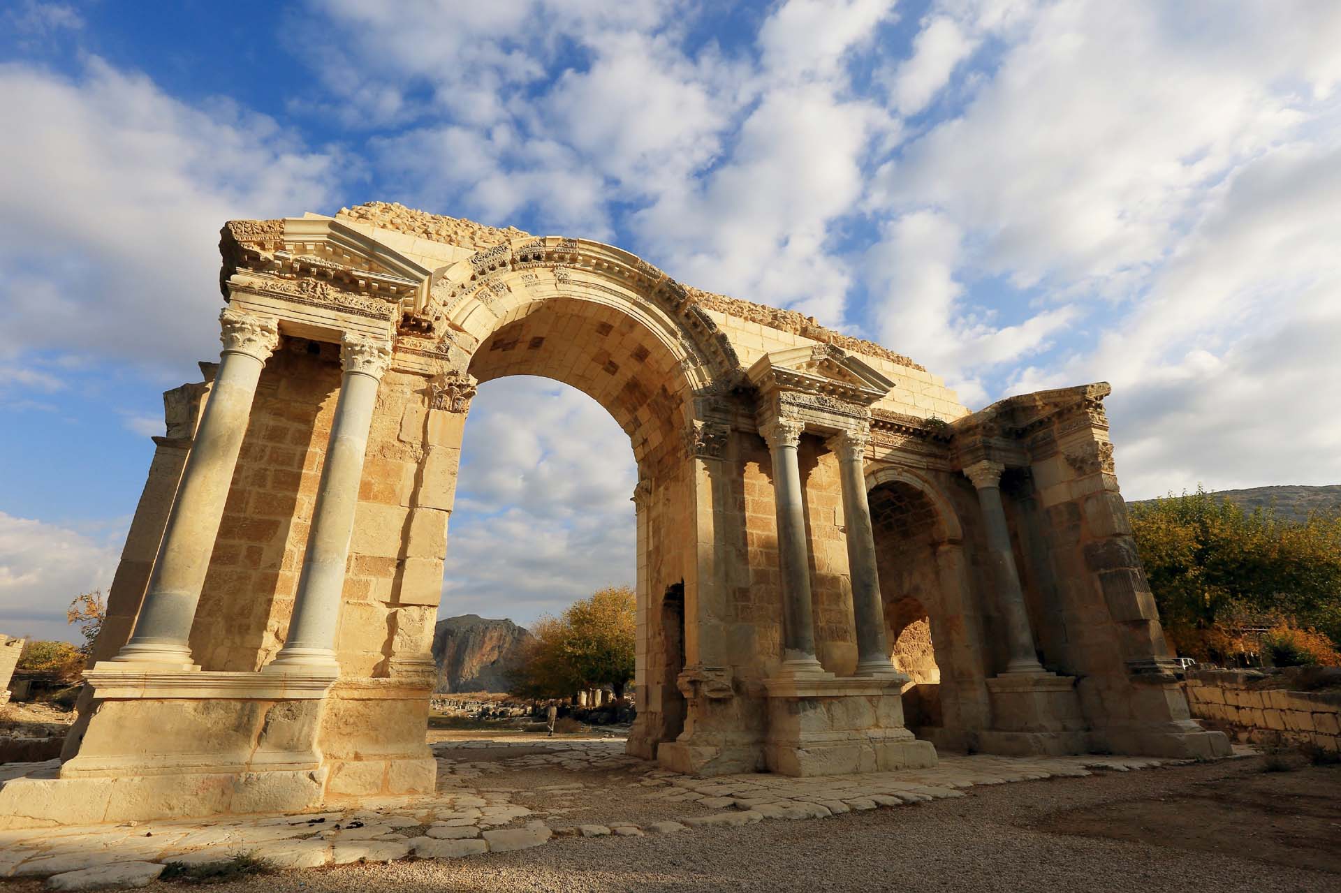 Adana The Archaeological Site Of Anavarza | Turkish Museums